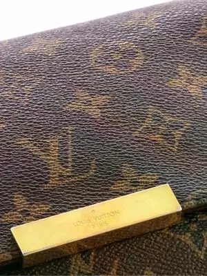 LOUIS VUITTON Favorite Handbag Monogram Canvas Mm Crossbody Bag - Brown