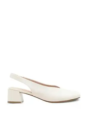 Linda Baumann Flat