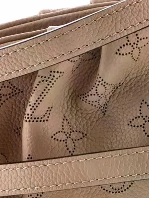 LOUIS VUITTON Scala Pouch Bag Mahina Leather - Neutrals