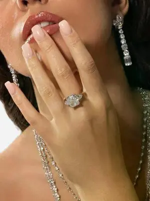 FANTASIA BY DESERIO Radiant Cut Ring