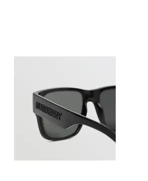 Burberry Logo-print Sunglasses