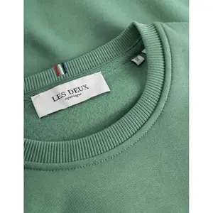 LES DEUX Logo Long-sleeved Sweater