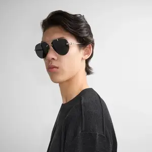 Burberry Aviator Sunglasses With Engraved Logo Detail