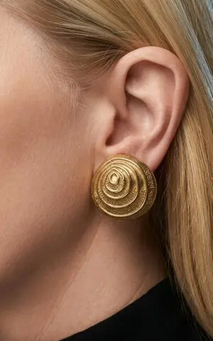 MAHNAZ COLLECTION 18k Yellow Textured Granulation Earclips Elizabeth Gage, 1988