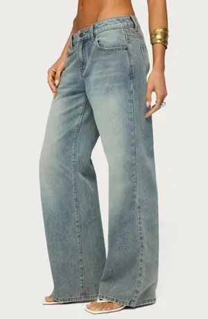 EDIKTED Raelynn Washed Low Rise Baggy Wide Leg Jeans
