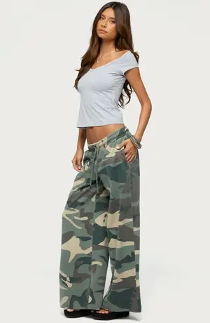 EDIKTED Allen Camo Wide Leg Sweatpants