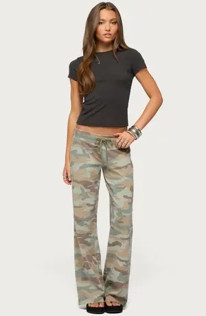 EDIKTED Kenan Straight Leg Camo Sweatpants