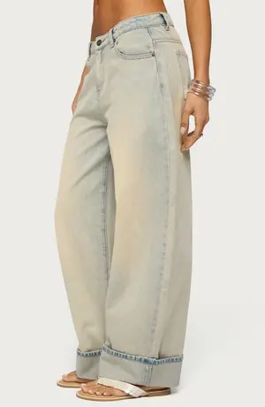 EDIKTED Kella Low Rise Baggy Cuffed Wide Leg Jeans - Light-blue