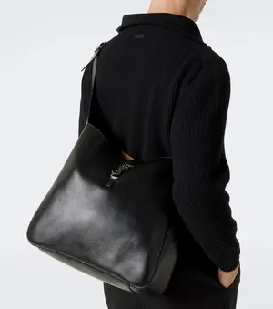 Saint Laurent Le 5 � 7 Maxi Leather Shoulder Bag