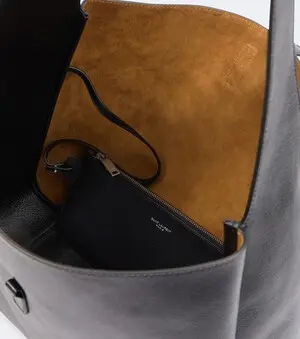 Saint Laurent Le 5 À 7 Maxi Leather Shoulder Bag - Black