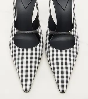 Alaïa Ala�a Drop Gingham Slingback Pumps
