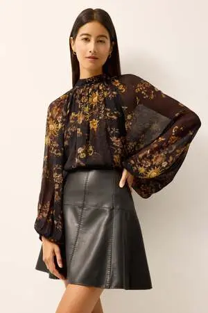 MARIE OLIVER Scottie Top