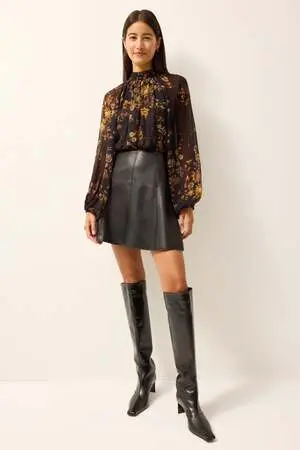 MARIE OLIVER Scottie Top