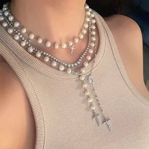 LENI JAMES The Mini Classic Cross Necklace