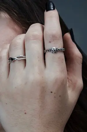 DISTURBIA Tiera Skull Sterling Ring With Black Spinel - Silver
