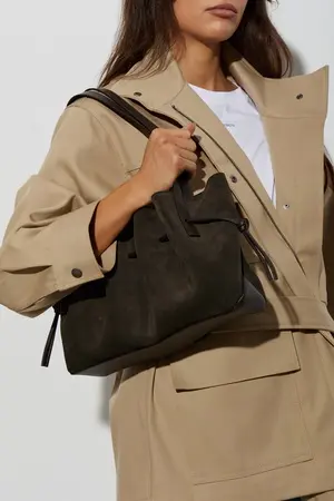 Yuzefi Scallop" Shoulder Bag