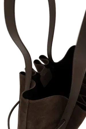 Yuzefi Scallop Shoulder Bag