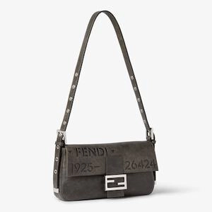 Fendi Baguette® 26424