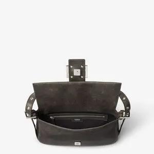 Fendi Baguette® 26424