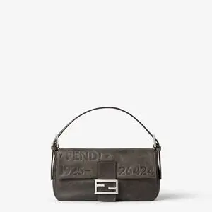 Fendi Baguette® 26424