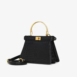 Fendi Peekaboo Iseeu Petite