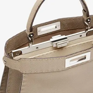 Fendi Peekaboo Iseeu Medium
