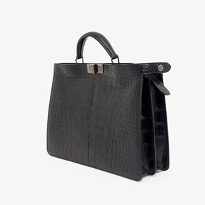 Fendi Peekaboo Iseeu Medium
