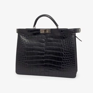 Fendi Peekaboo Iseeu Medium