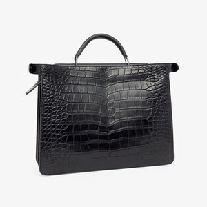 Fendi Peekaboo Iseeu Medium