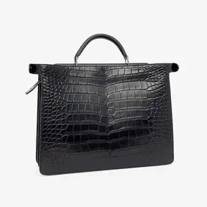 Fendi Peekaboo Iseeu Medium