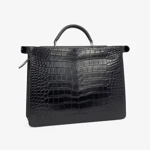 Fendi Peekaboo Iseeu Medium