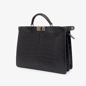 Fendi Peekaboo Iseeu Medium