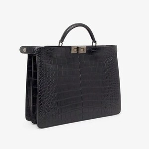 Fendi Peekaboo Iseeu Medium