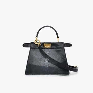 Fendi Peekaboo Iseeu Petite