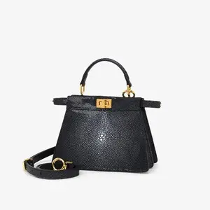 Fendi Peekaboo Iseeu Petite