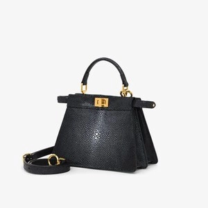 Fendi Peekaboo Iseeu Petite