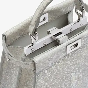 Fendi Peekaboo Iseeu Petite