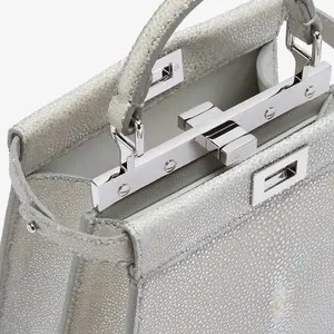 Fendi Peekaboo Iseeu Petite