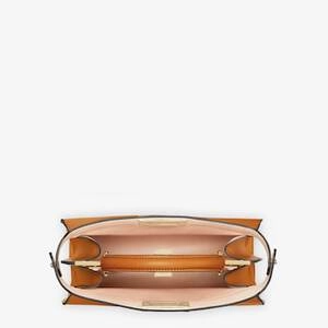 Fendi Peekaboo Iseeu Medium
