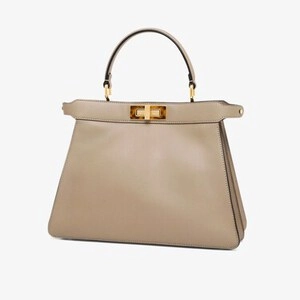 Fendi Peekaboo Iseeu Medium