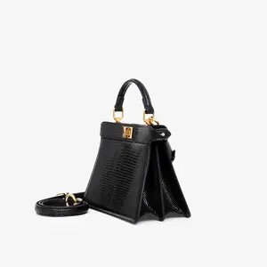 Fendi Peekaboo Iseeu Petite