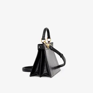 Fendi Peekaboo Iseeu Petite