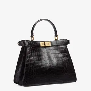 Fendi Peekaboo Iseeu Medium
