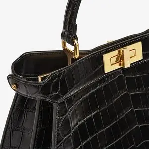 Fendi Peekaboo Iseeu Medium
