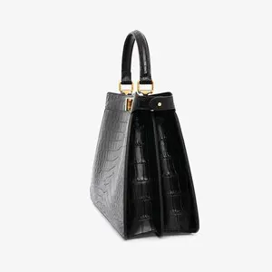 Fendi Peekaboo Iseeu Medium
