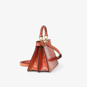 Fendi Peekaboo Iseeu Petite