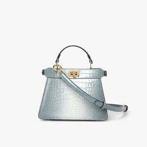 Fendi Peekaboo Iseeu Petite