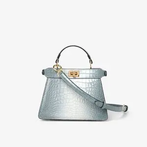 Fendi Peekaboo Iseeu Petite