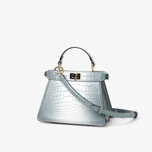 Fendi Peekaboo Iseeu Petite