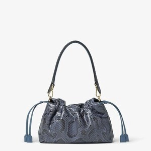 Fendi Mamma Baguette Medium
